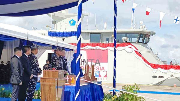 KASAL Luncurkan 2 Kapal Patroli Cepat KRI Butana-878 dan KRI Selar-879 ...